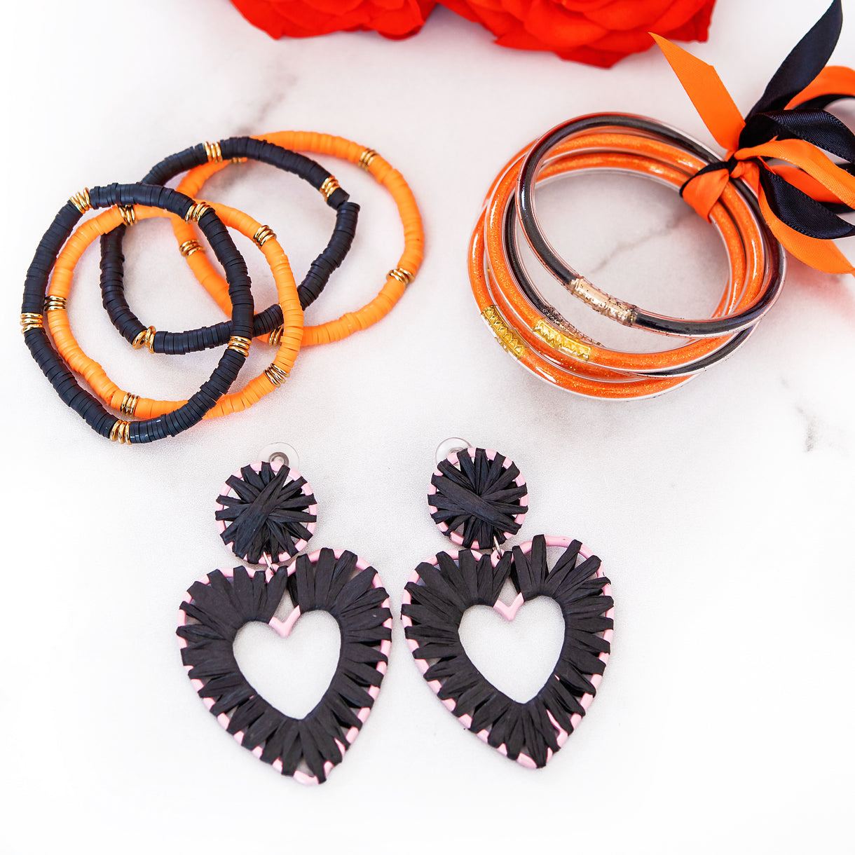 Black Raffia Heart Earrings – Golden Thread, Inc.
